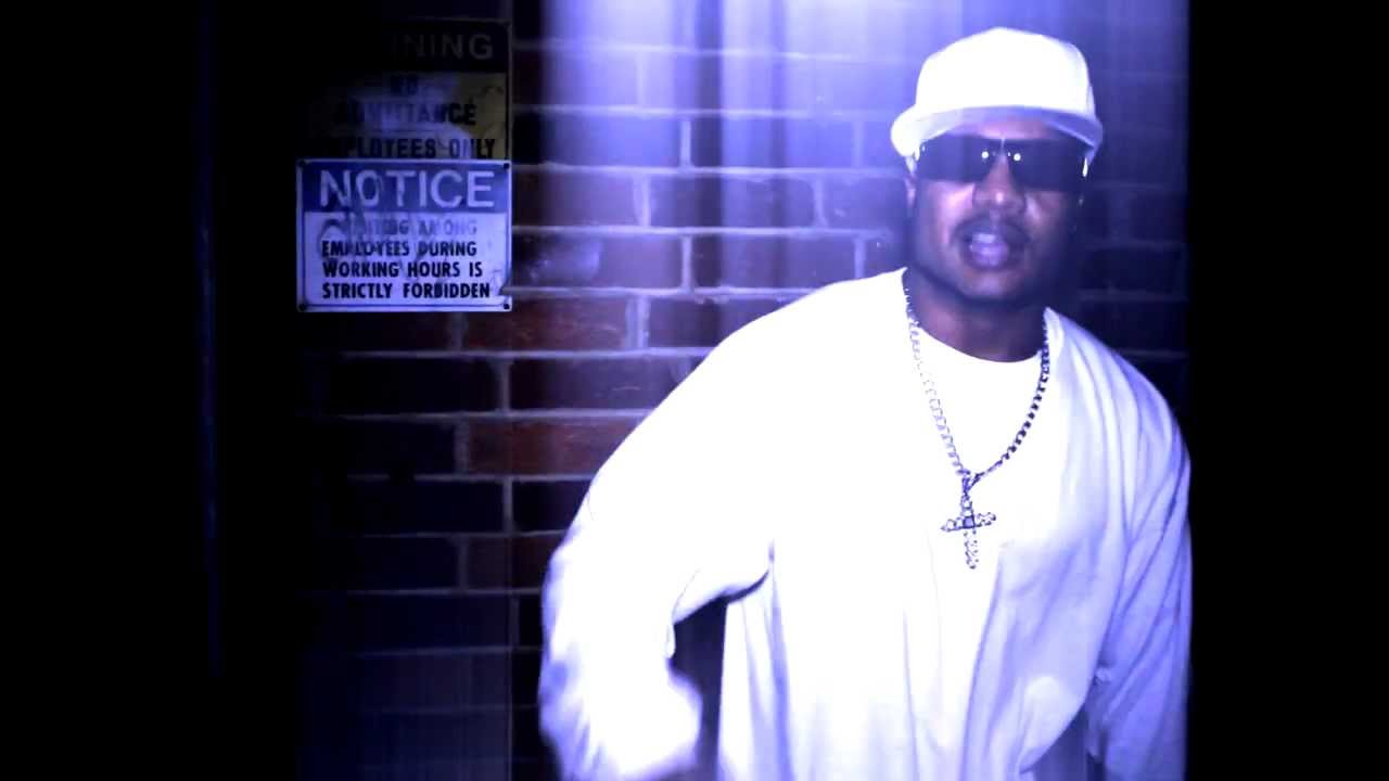 Crenshaw mafia- Black Bandana - YouTube