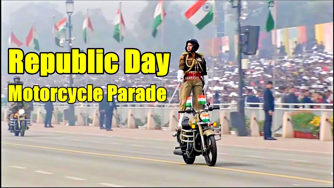 REPUBLIC DAY MOTORCYCLE STUNT PARADE BY FEMALE PARA-MILITARY RIDERS ...