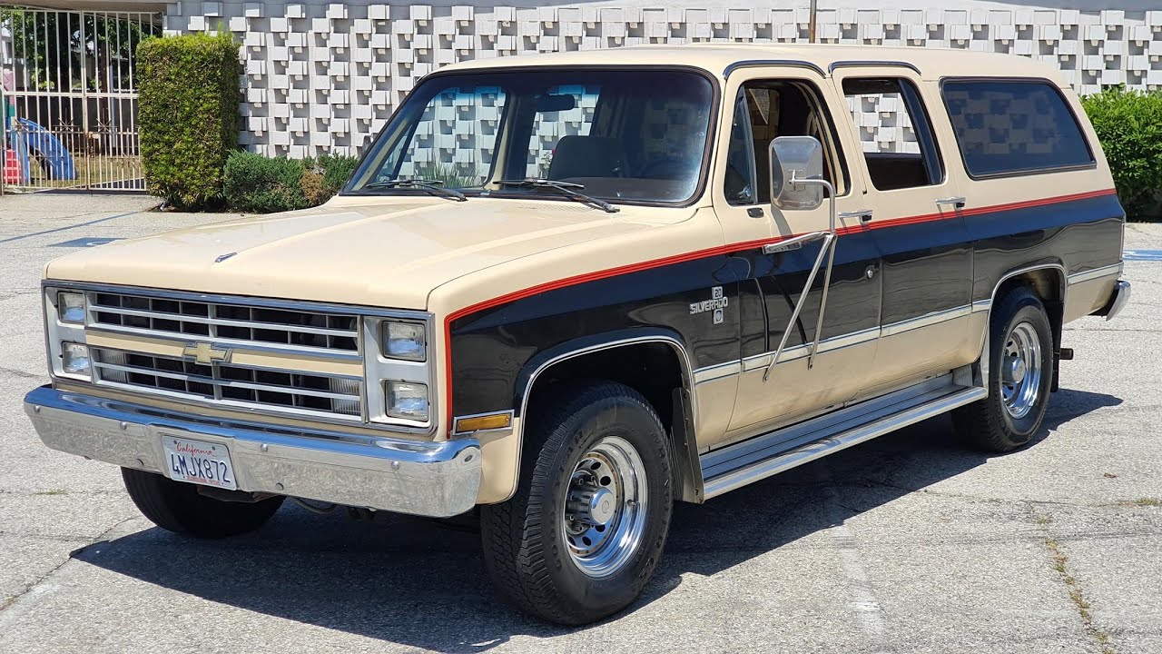 1986 Chevrolet Suburban Beige Schwarz - YouTube