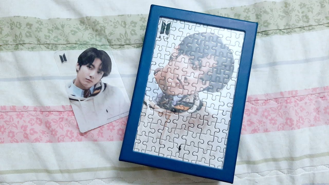 BTS Jungkook Mini Jigsaw Puzzle Unboxing - YouTube