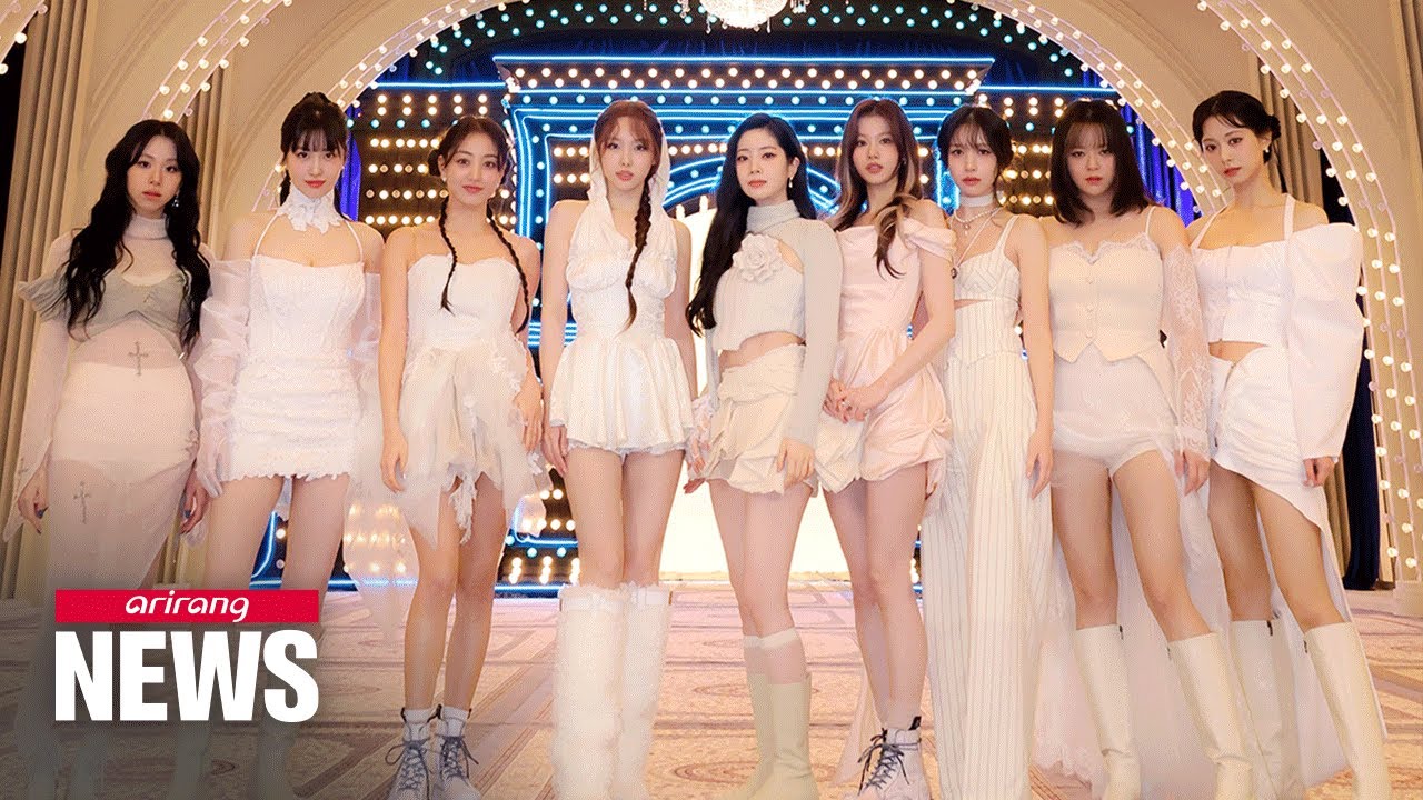 Twice tops Billboard 200 chart - YouTube