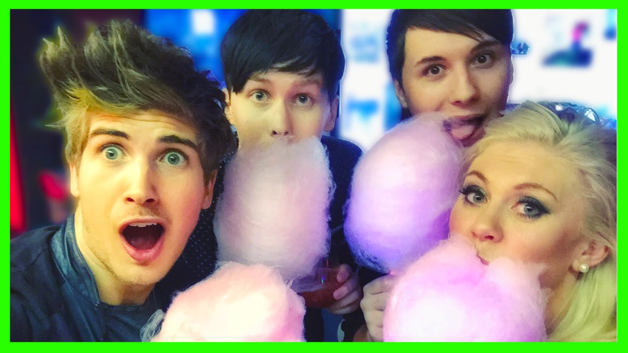 YOUTUBER'S INVADE NYC! - YouTube