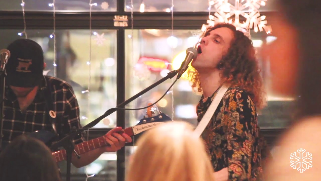 DISTANT STARS - Fame (David Bowie cover) - YouTube