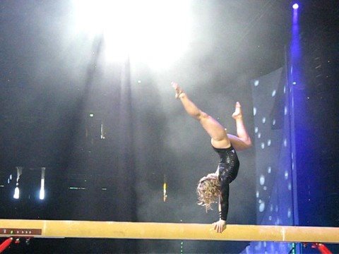 Shawn Johnson Beam 2008 Tour of Gymnastics Superstars - YouTube