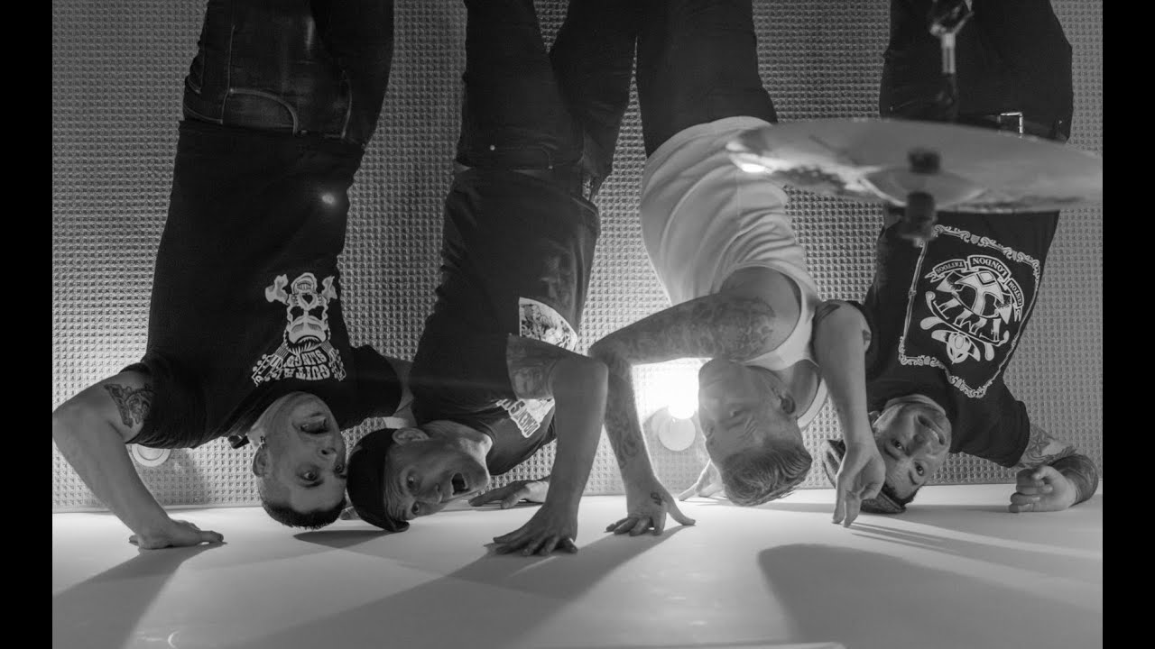 Guitar Slingers -The Hitcher - Punkabilly,psychobilly - YouTube