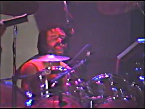 Culture/joseph Hill's guitarist/ Robin Armstrong with Moja Nya - YouTube