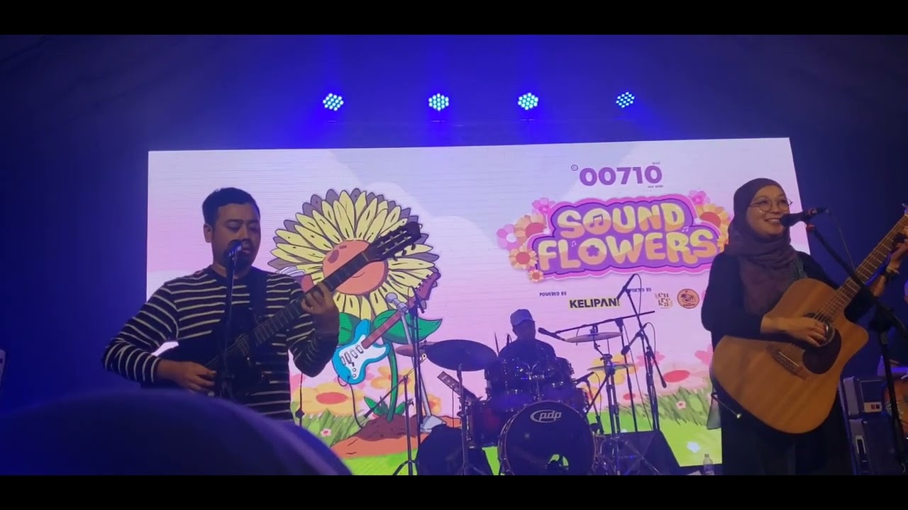 Liyana Fizi - Blindfold | [Live] Soundflowers 2023 - YouTube
