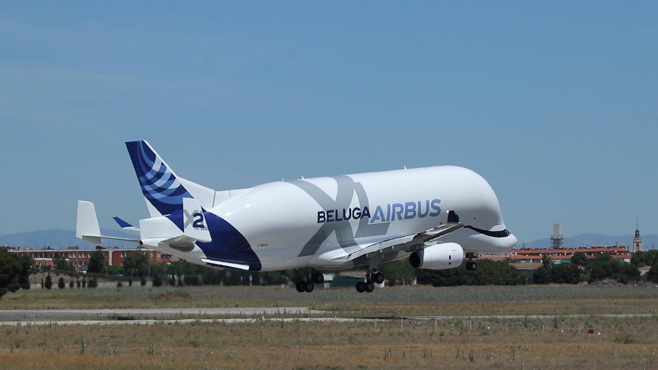 BELUGA XL Getafe - YouTube
