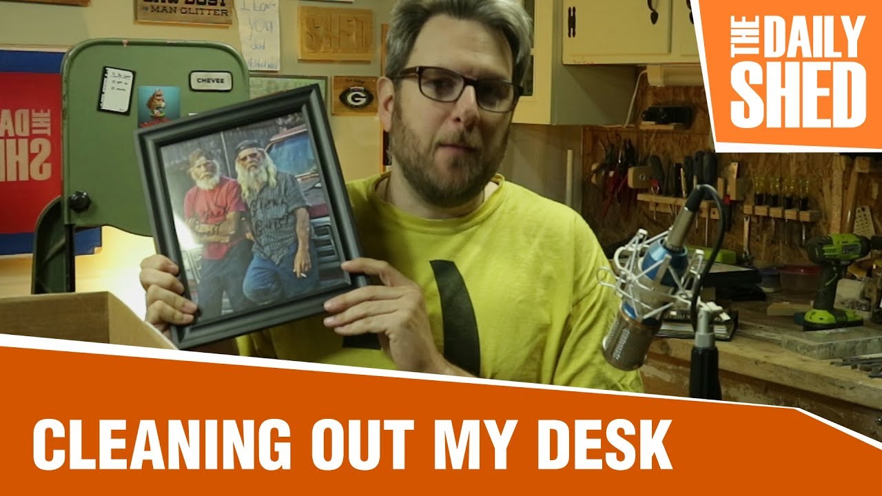 CLEANING OUT MY DESK - YouTube