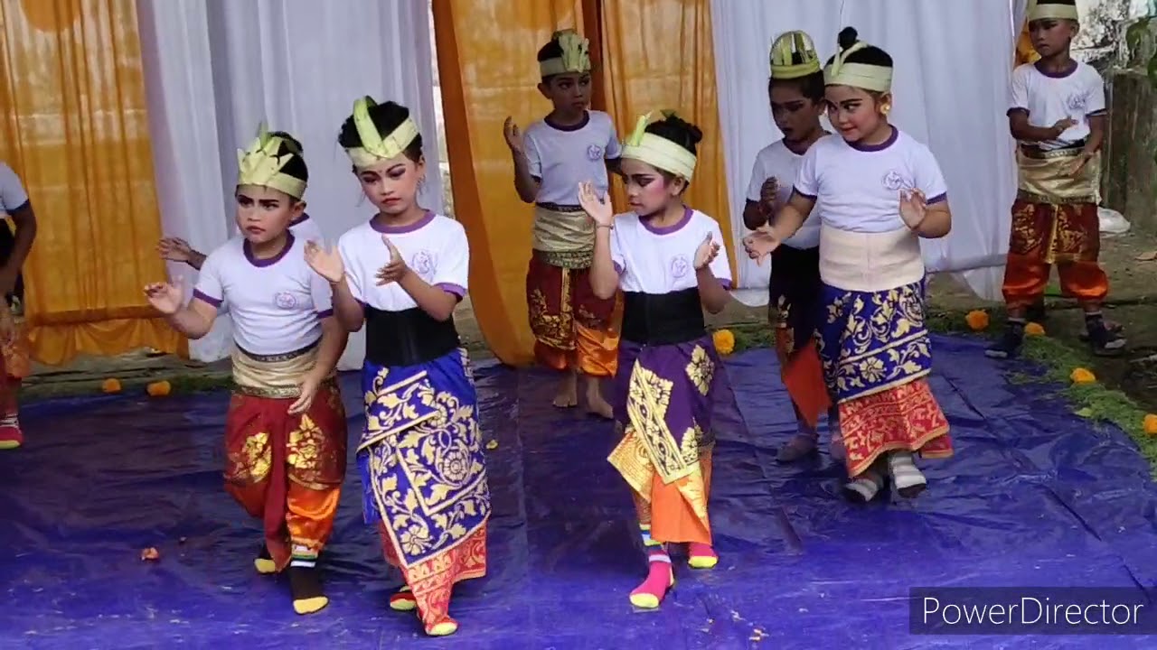Pentas Tari Anak-anak TK - YouTube