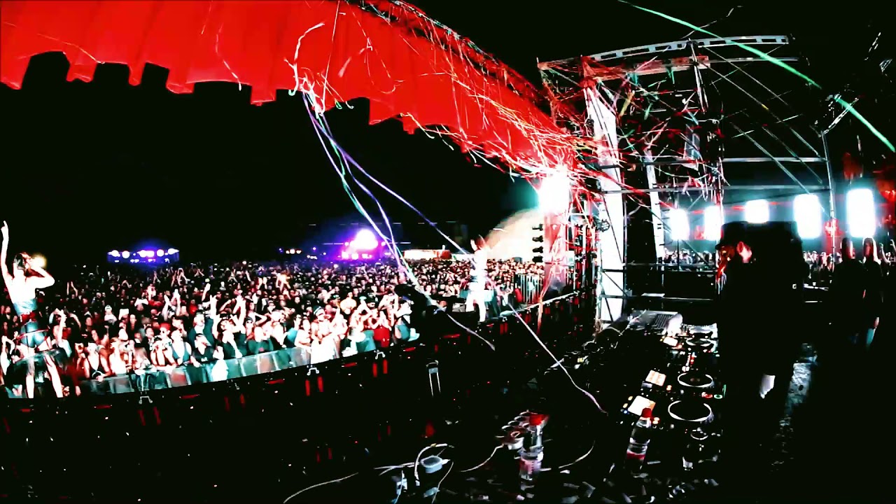 Claptone The Masquerade Chile 2020 - YouTube