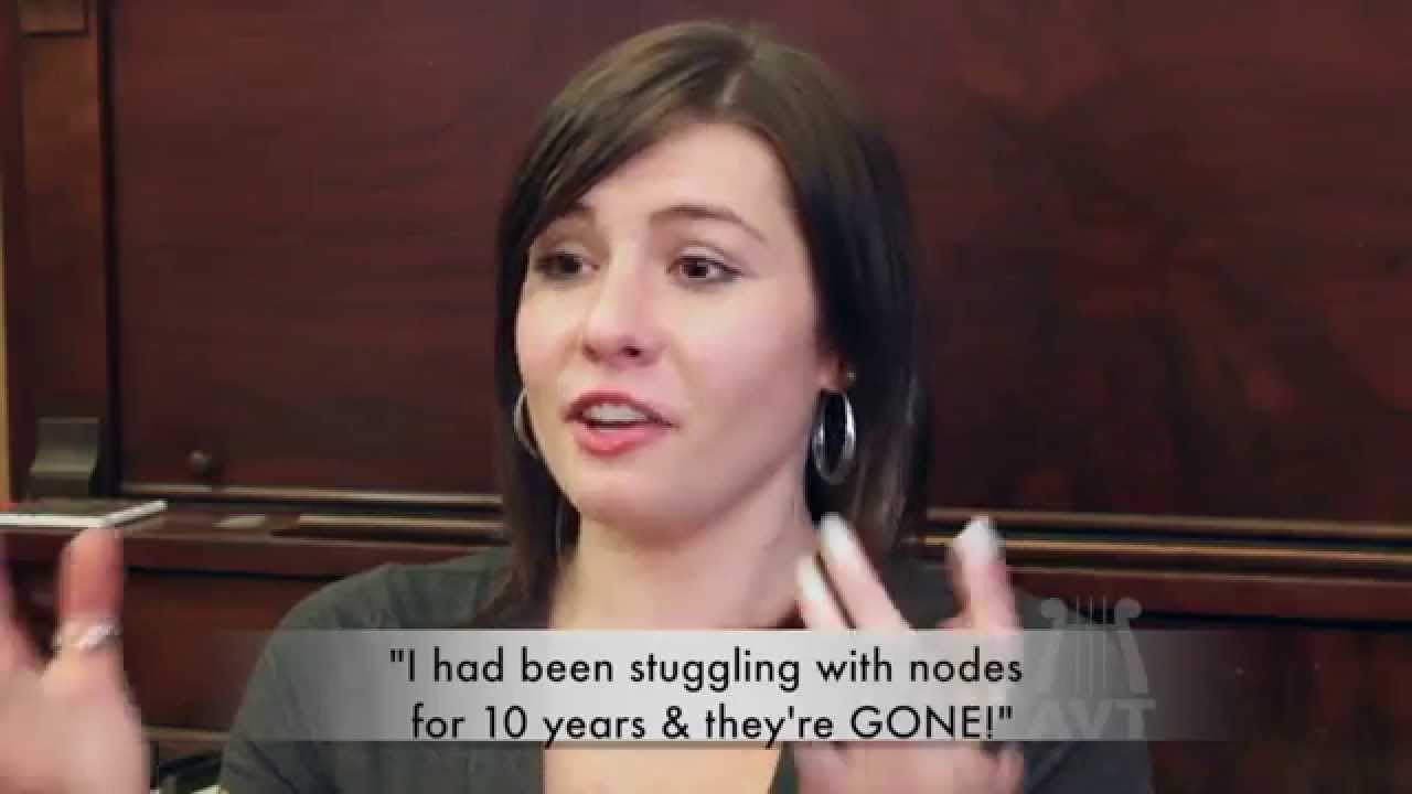 Singer recovers from Vocal Injury - YouTube