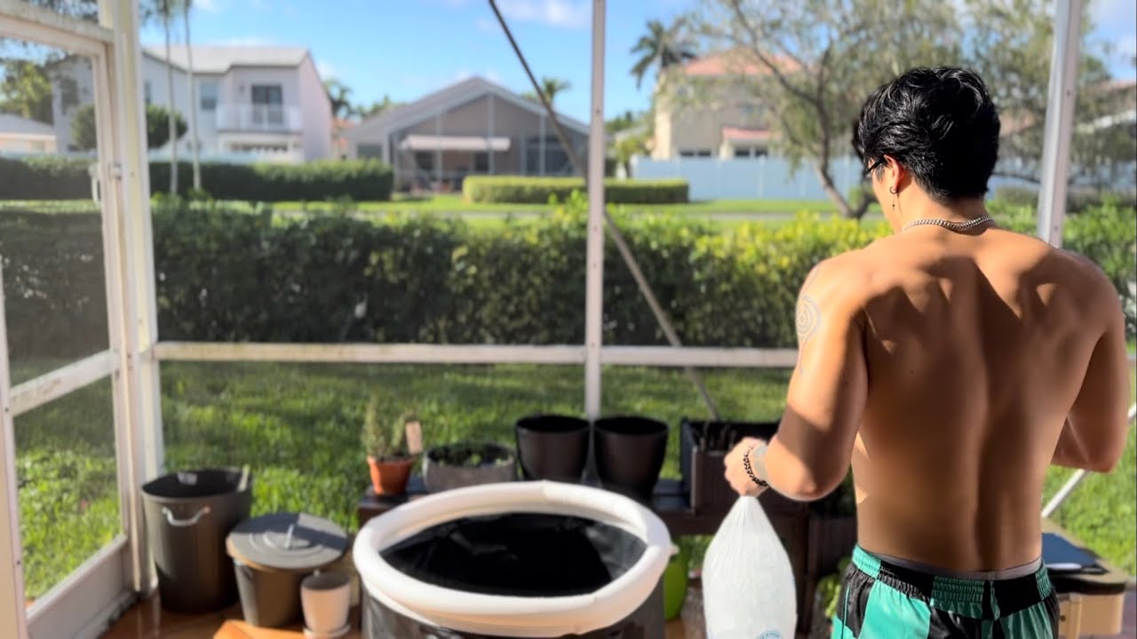 Ice Bath #18 ┃ Cold Plunge Vlogs - YouTube