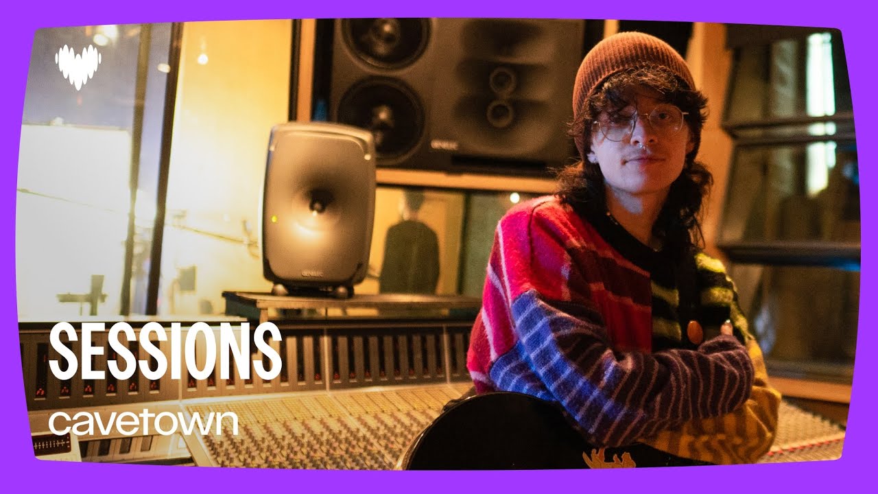 Cavetown - 1994 | Deezer Sessions at Metropolis Studios, London - YouTube