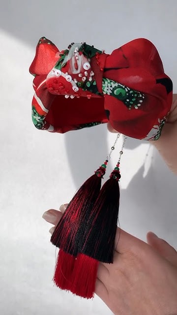 Шелковый ободок со съёмными кисточками и вышивкой. Ручная работа # ...