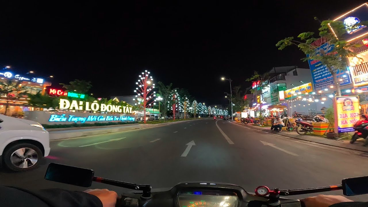 Street Ben Tre Night 24 Tet From Ben Tre Bridge To Mo Cay Bac #01 - YouTube