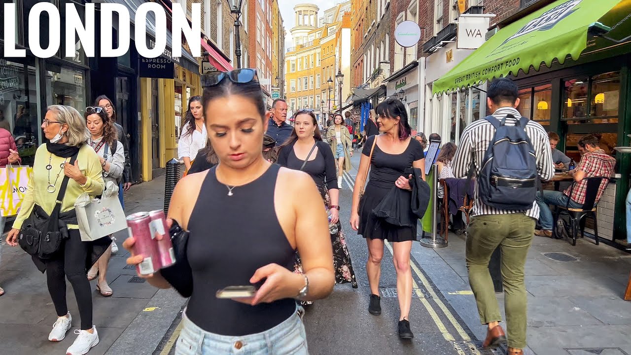 London Summer Sunset Walk, Central London Walk, Charing Cross Road ...