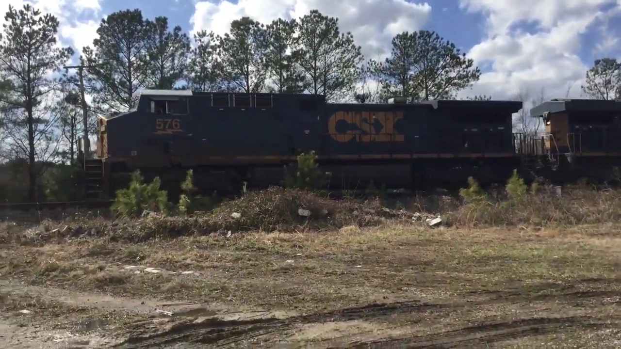 Southbound CSX 576 Leads CSX Q3439 Mixed Freight With A Grain Hopper On ...