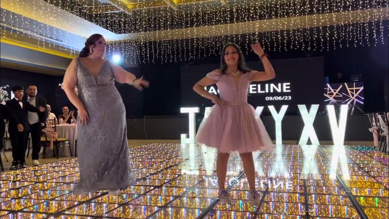 BAILE SORPRESA CON FAMILIA XV DE JACKY 2023 - YouTube