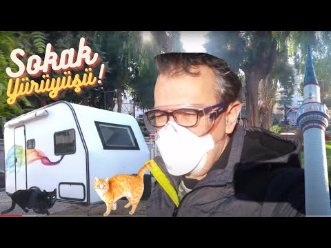 Sokakta Yürüyüş Seyahat - Walking Street Travel