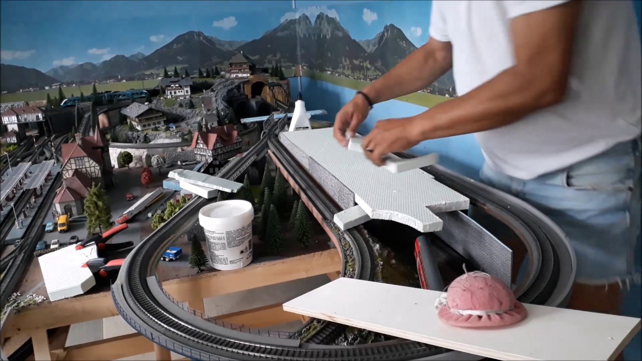 # 38 V2 Tunnelaufbau + Tunnelportal Modelleisenbahn H0 Märklin - YouTube