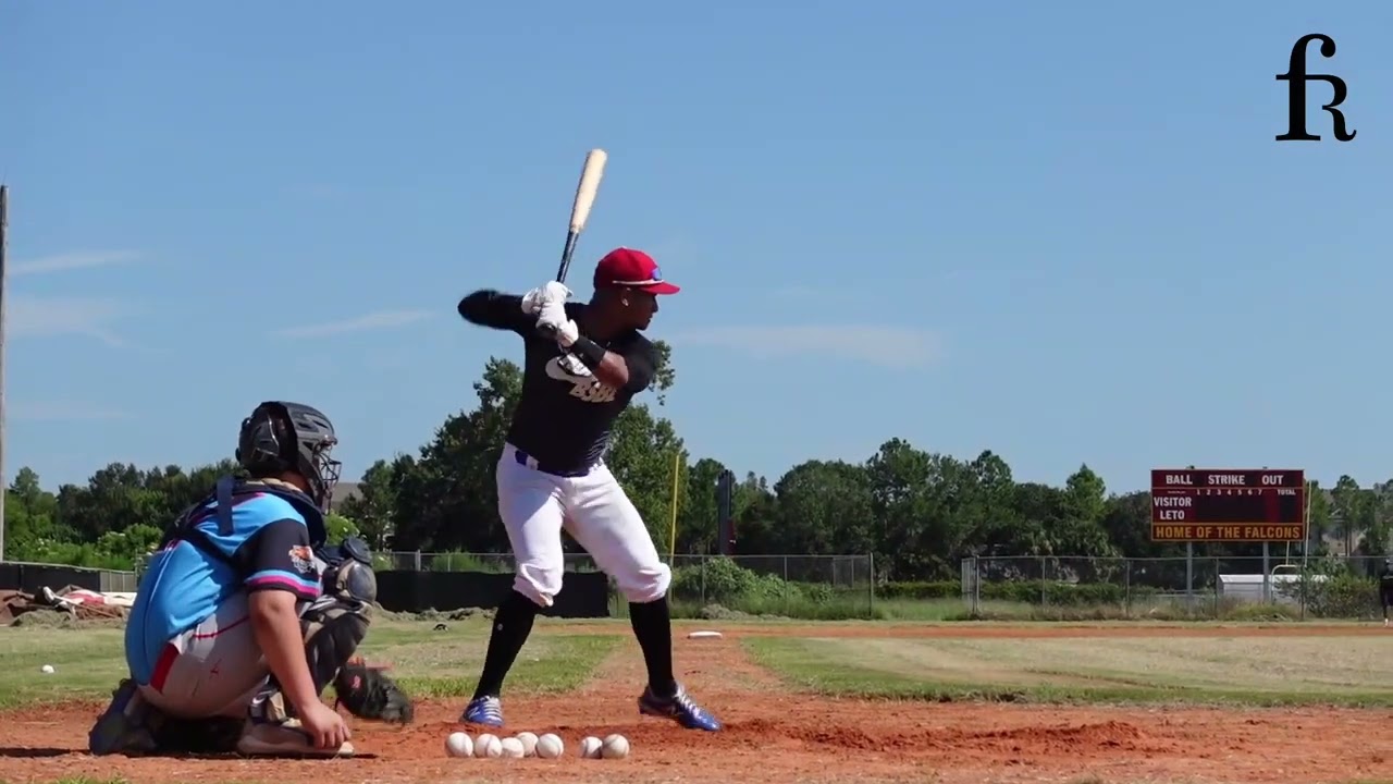 SHOWCASE: 4 cubanos se presentaron en Tampa este sábado - YouTube