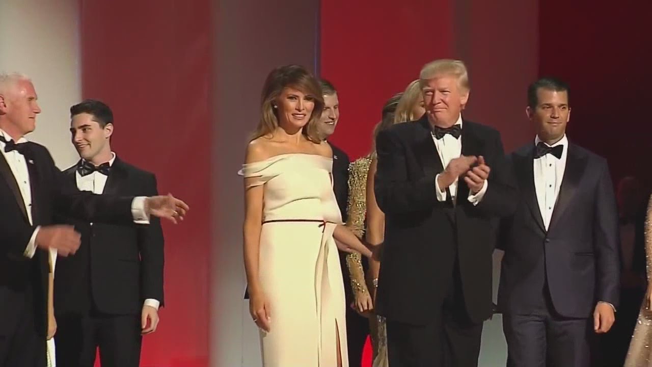 President Donald Trump dances at Liberty Inaugural Ball - YouTube