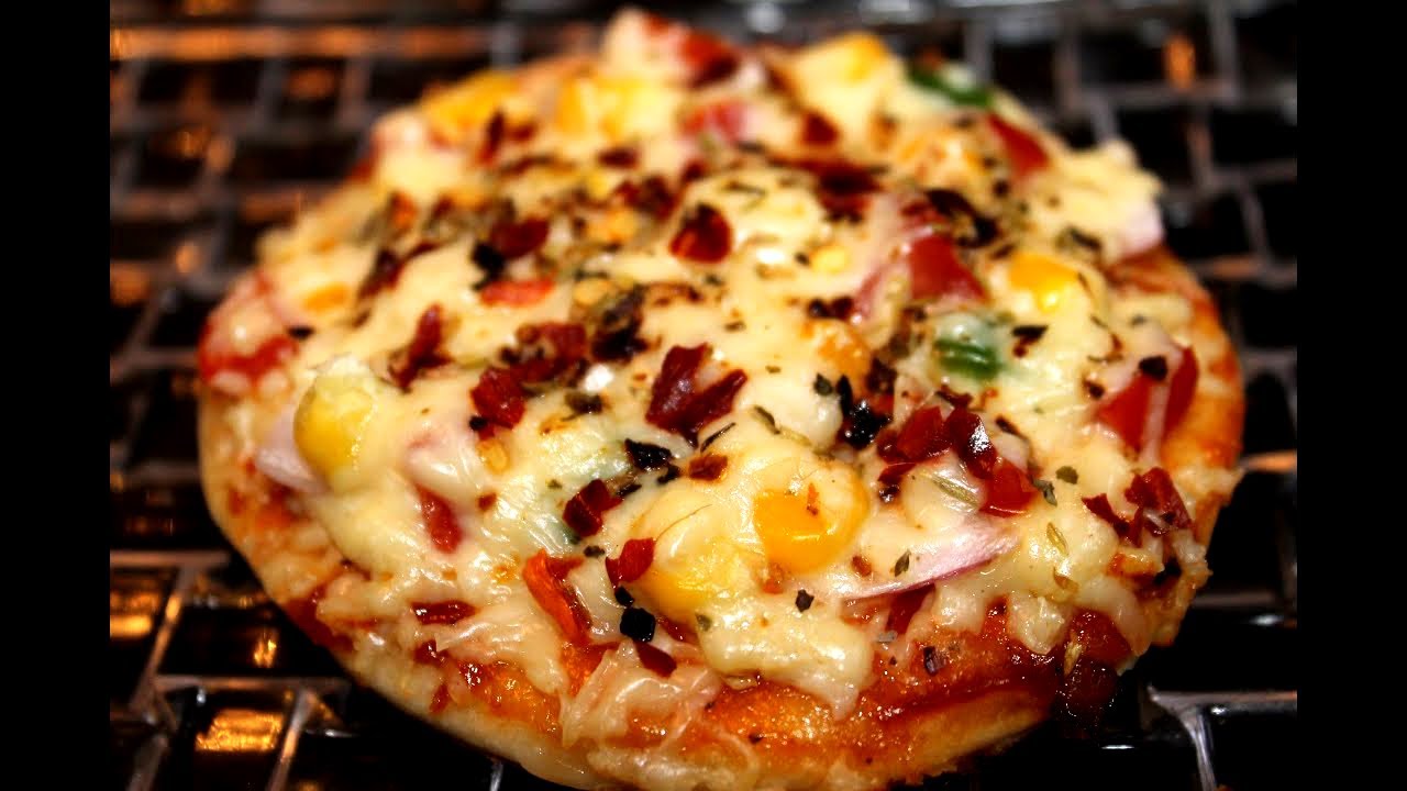 How To Make Mini Pan Pizza | Chaska Maska - YouTube