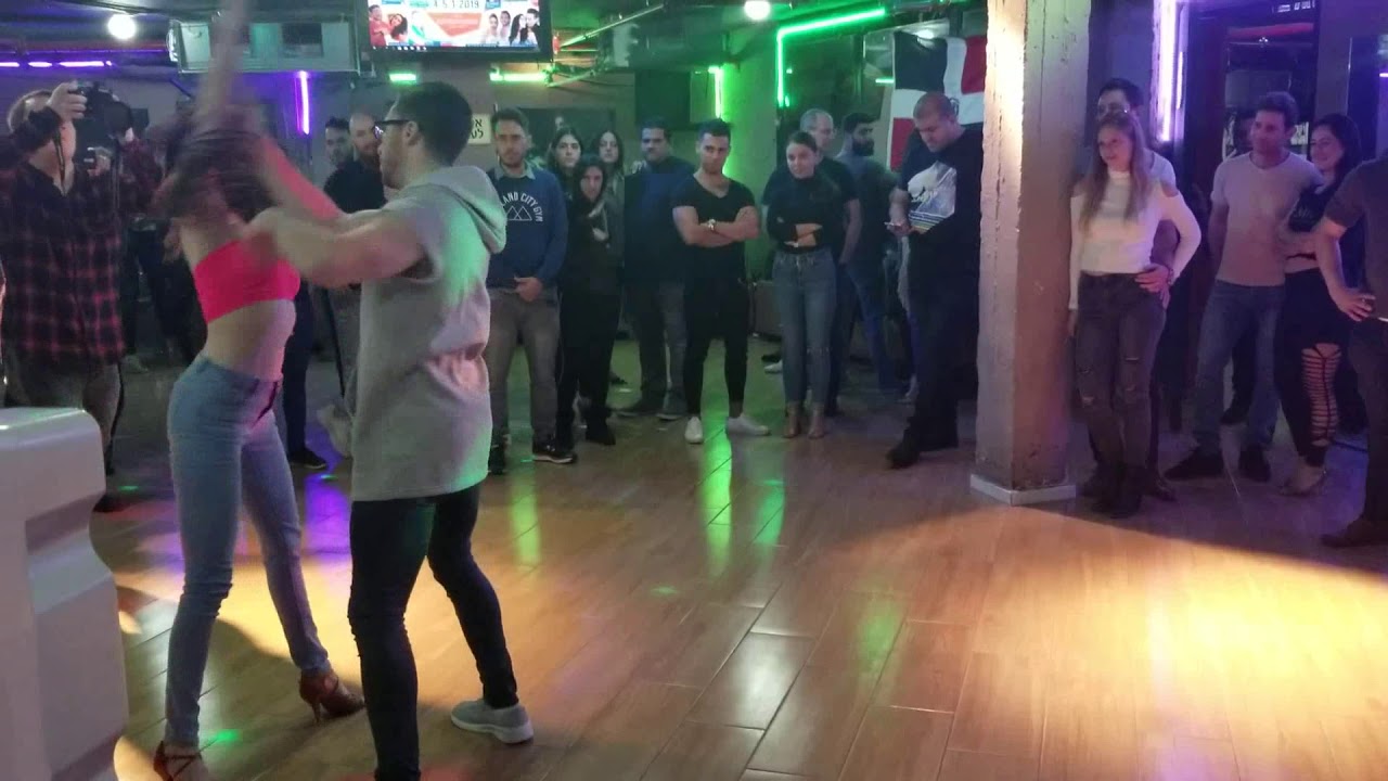 Bachata - Partner Work 24 by Ofir y Ofir - YouTube