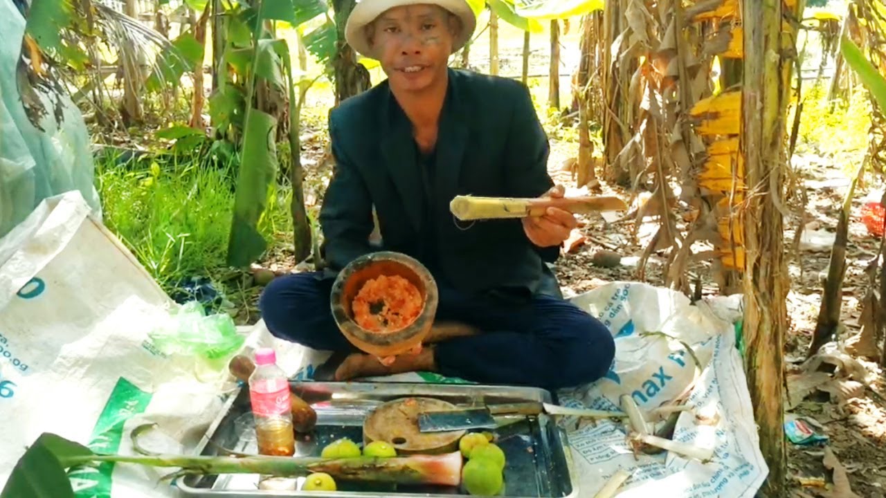 ASMR MUKBANG Eat Banana Tree with Spicy Salt Recipe - YouTube