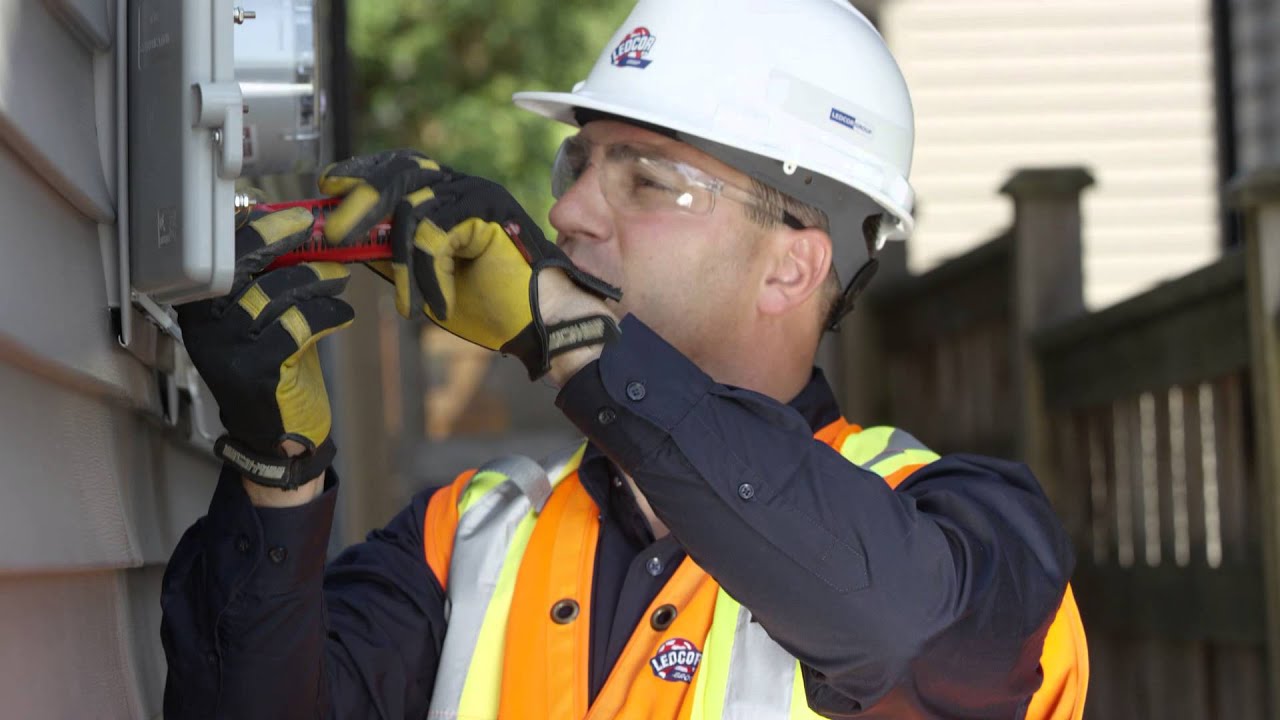 Ledcor - Communications - Ledcor Technical Services - YouTube