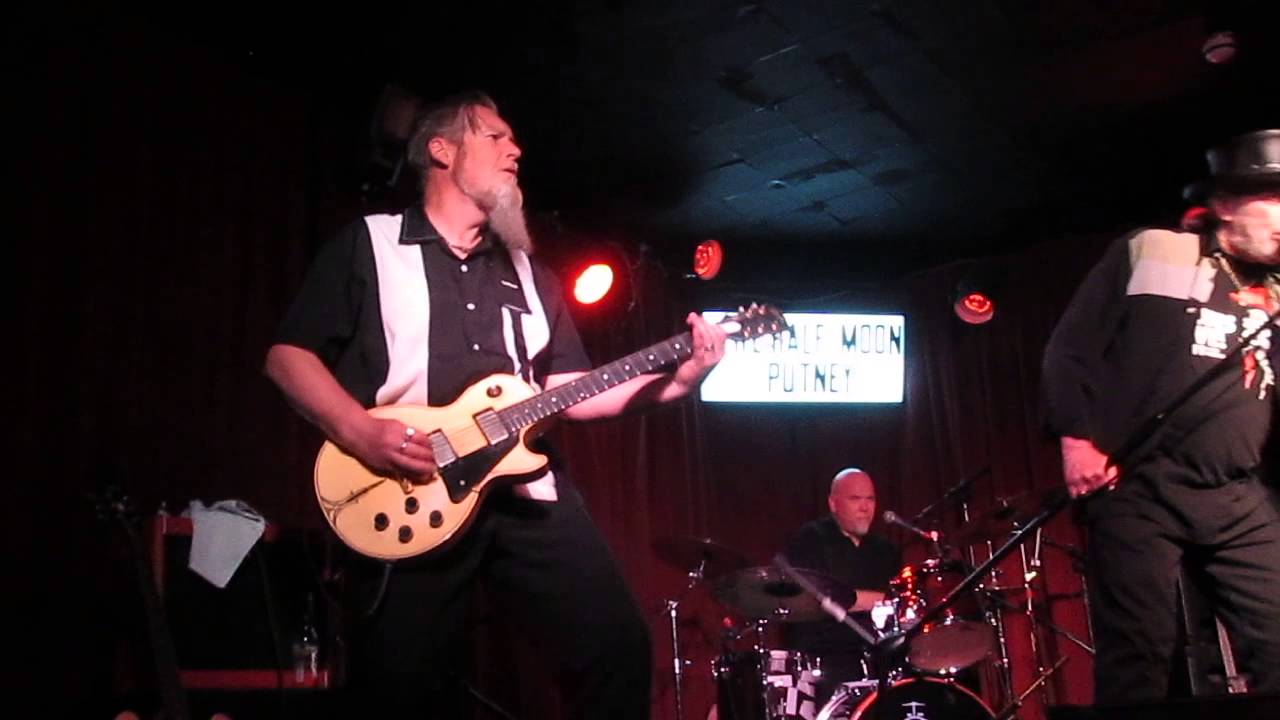 Johnny Spence&DO_live at Half Moon Putney_Tear It Up - YouTube