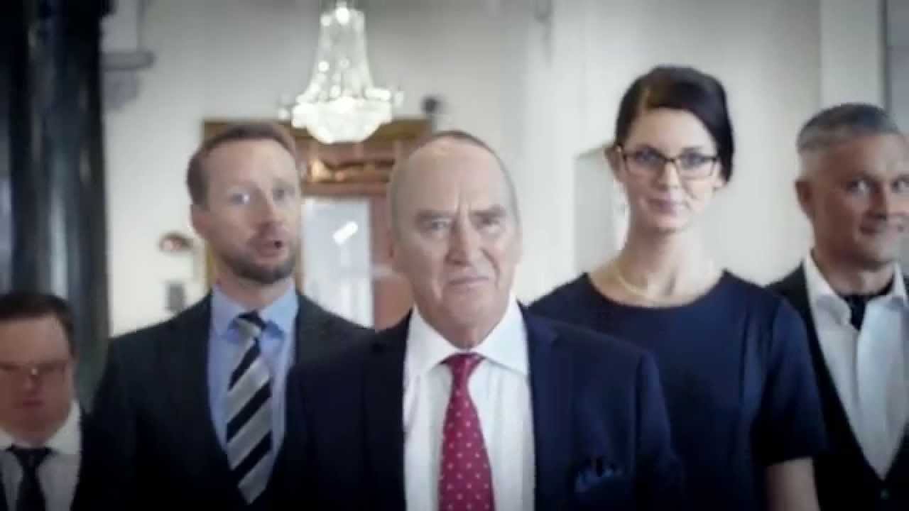 ICA reklamfilm 2015 v.3 - ICA är först och främst en bank - YouTube