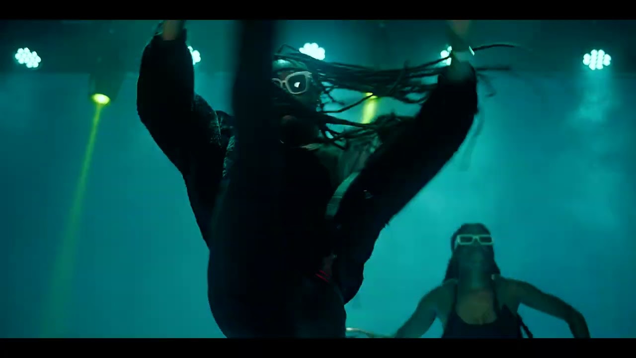 AQUECEU + Piploy pipass Ft Preto show x Dj aka-m - YouTube