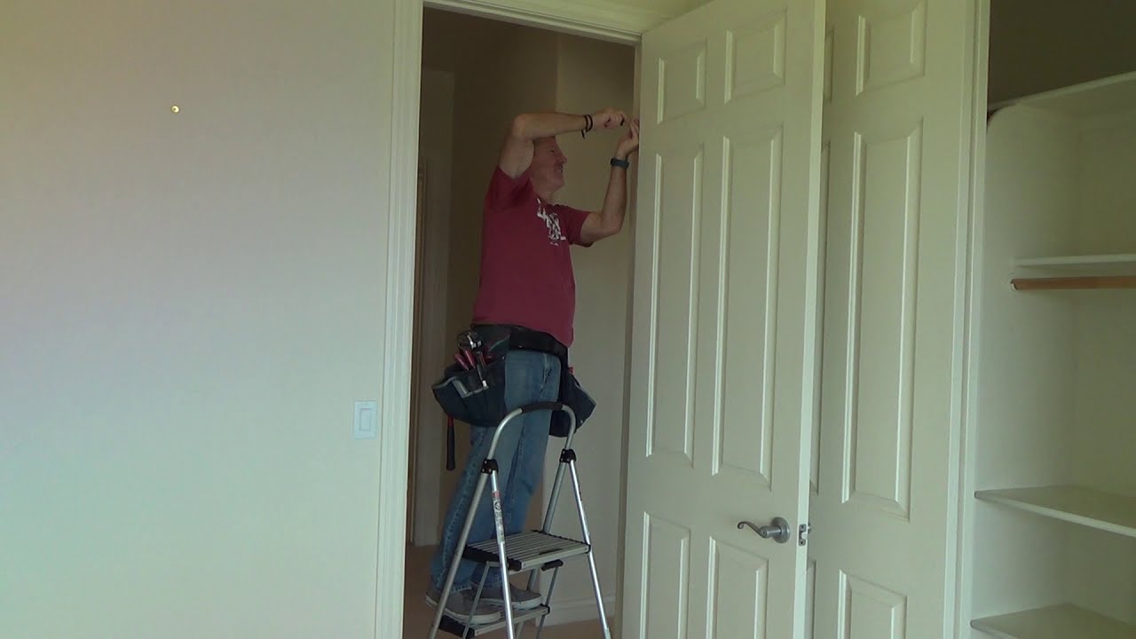 One Way How to Fix Sagging Door - YouTube