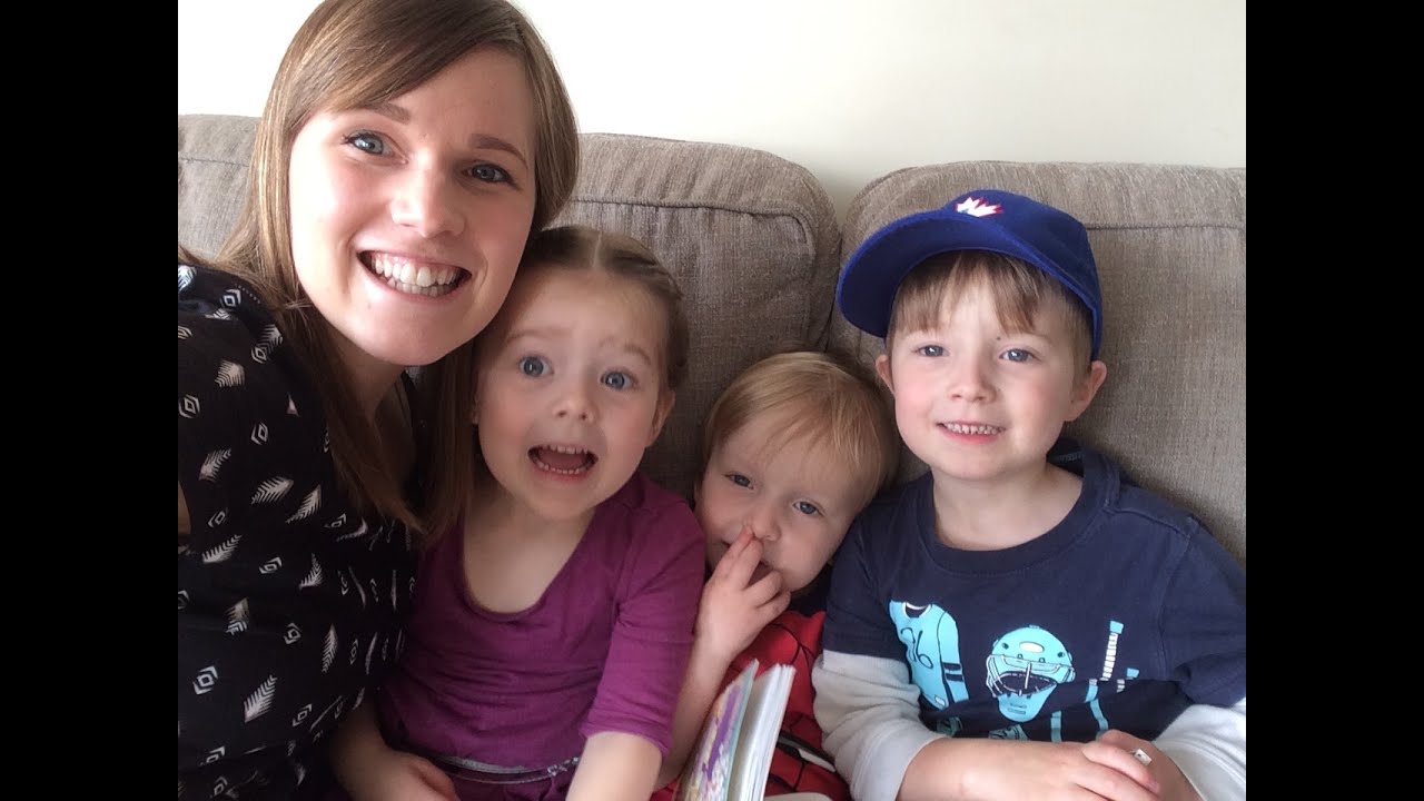 FIRST FAMILY VLOG | Homeschool, Reading, and Babies - YouTube