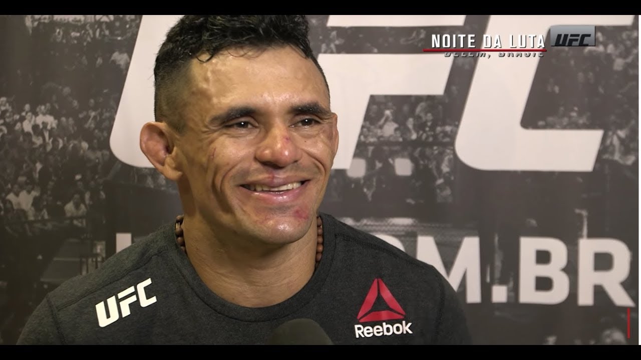UFC Belém: Entrevista de backstage com Douglas D'Silva - YouTube
