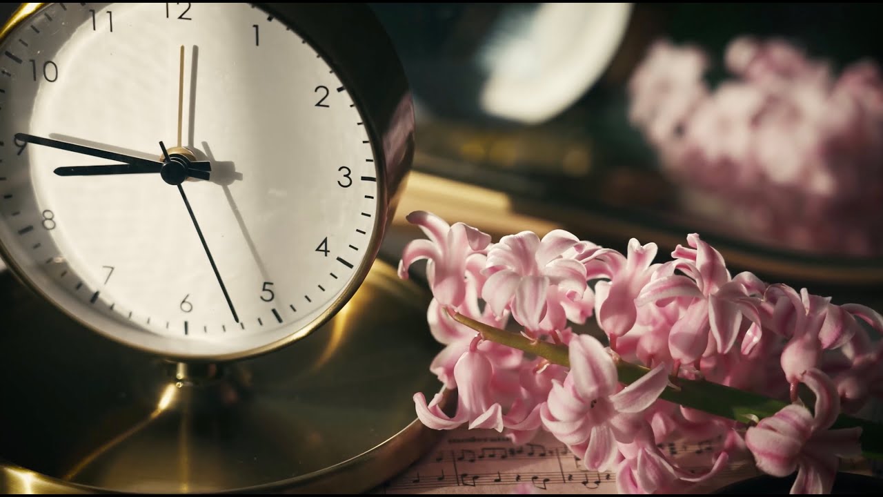 12 Hours of Clock Ticking with Hourly Bell Chimes ⏰🔔 | Relaxing ...