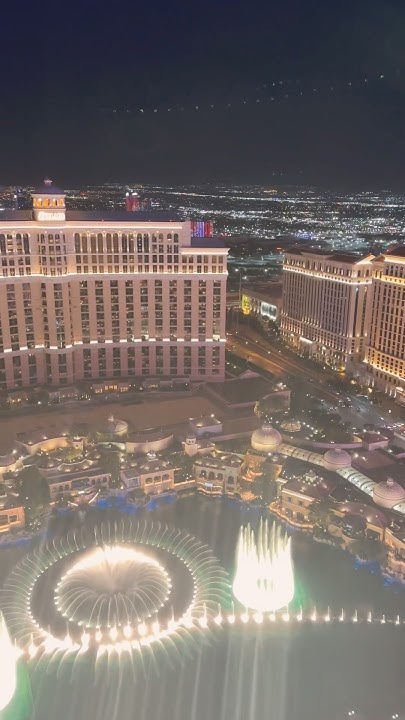 Best view which you cannot miss in Las Vegas, Bellagio fountains from Top of Eiffel tower🗼⛲️ ...