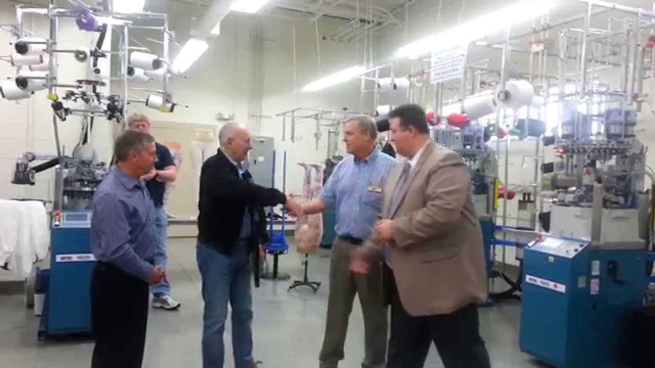 Lonati Knitting Machines at the Manufacturing Solutions Center - YouTube
