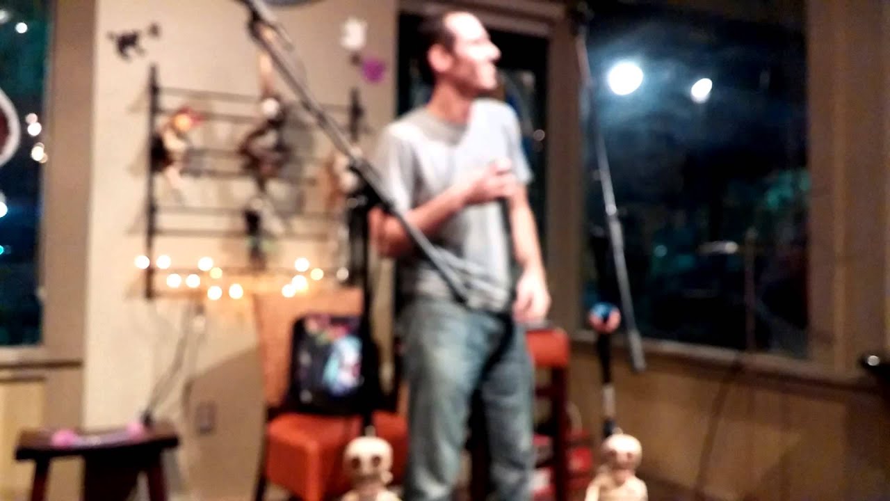 BEATBOX at an OPEN MIC 2014/09/04 Performance - Andrew C. Dieppa - YouTube