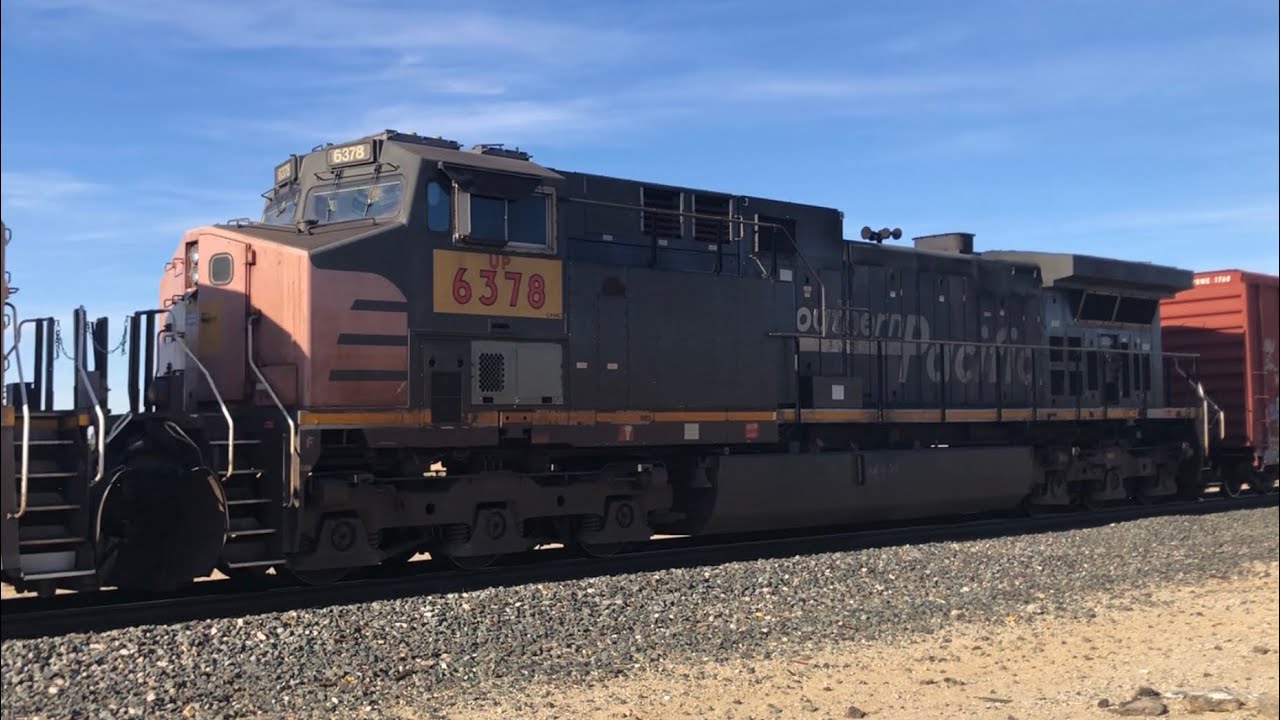 SP Patch 6378 Passes Through Palmdale On The MWCEU29 - YouTube