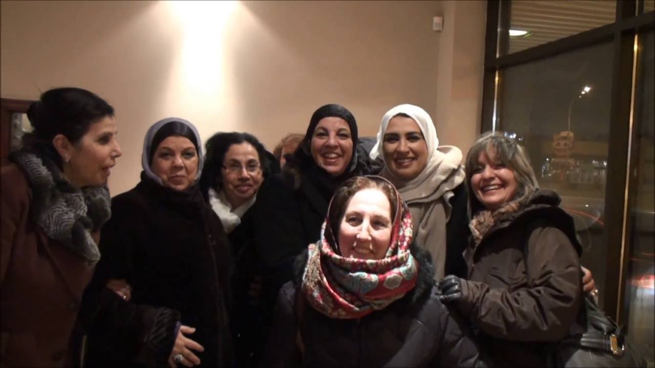 Radia Manel au Châteaubriand à Montréal - YouTube