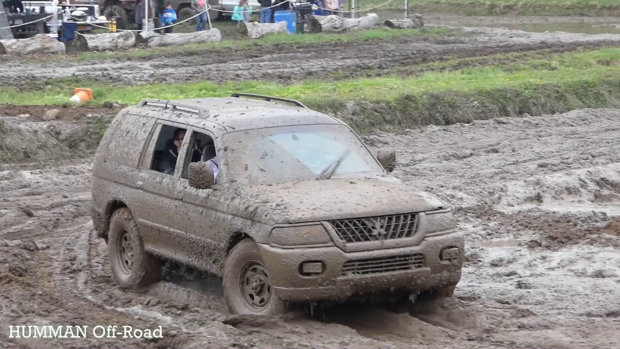 Mitsubishi Montero Sport AWD Off-Road Mud racing - YouTube