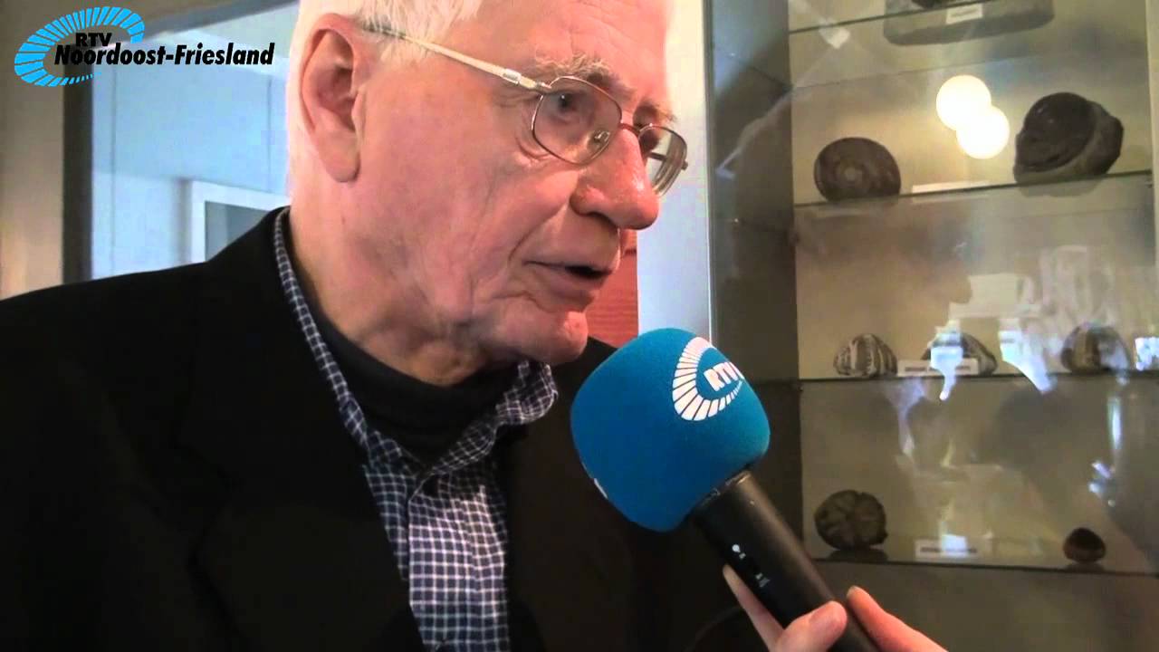 Interview Jan Zijlstra tijdens Bodemvondstendag 2012 RTV NOF - YouTube