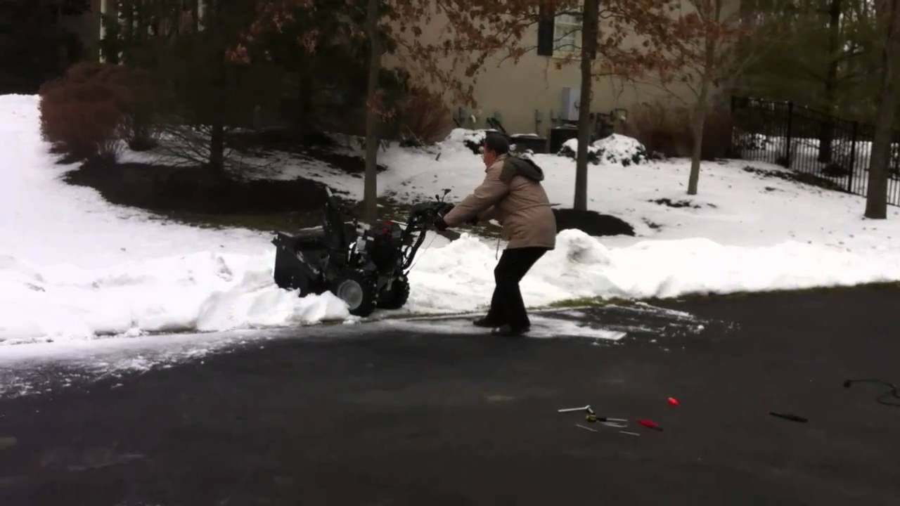 Let It Snow! Murray Snowblower 1695720 - YouTube