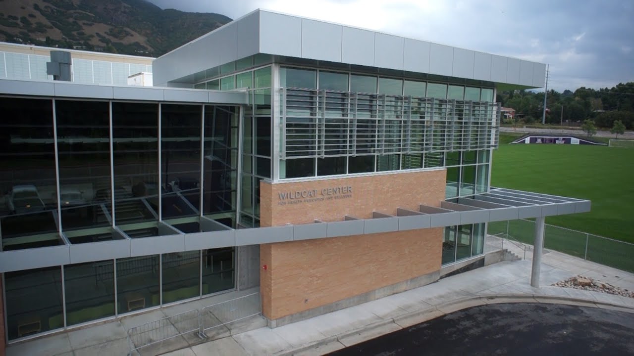 Wildcat Center Time-Lapse - YouTube
