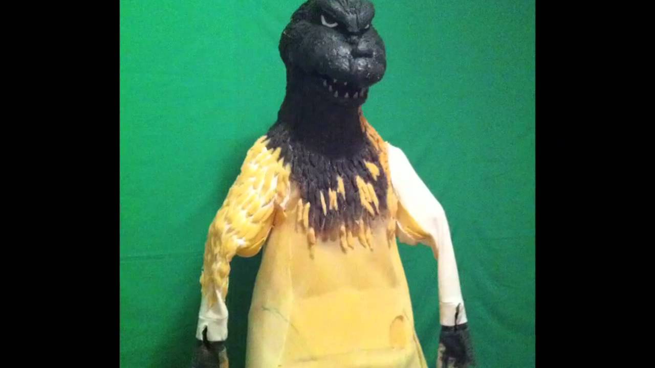 ゴジラ Godzilla suit making & fitting. 60's style. [part 2]. BODY - YouTube