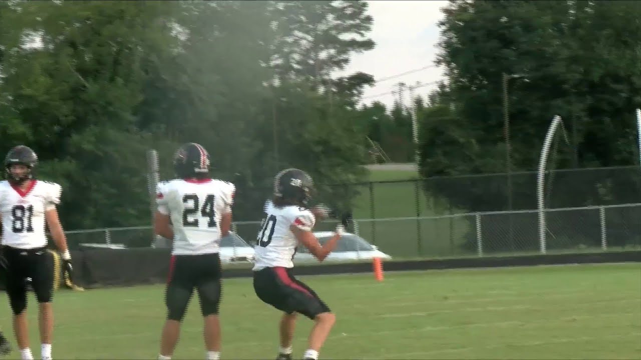 1st and 10: Cave Spring shuts out Northside - YouTube