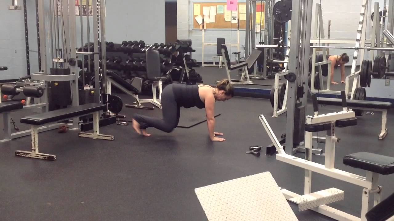 Sjm fitness hovering kickback - YouTube